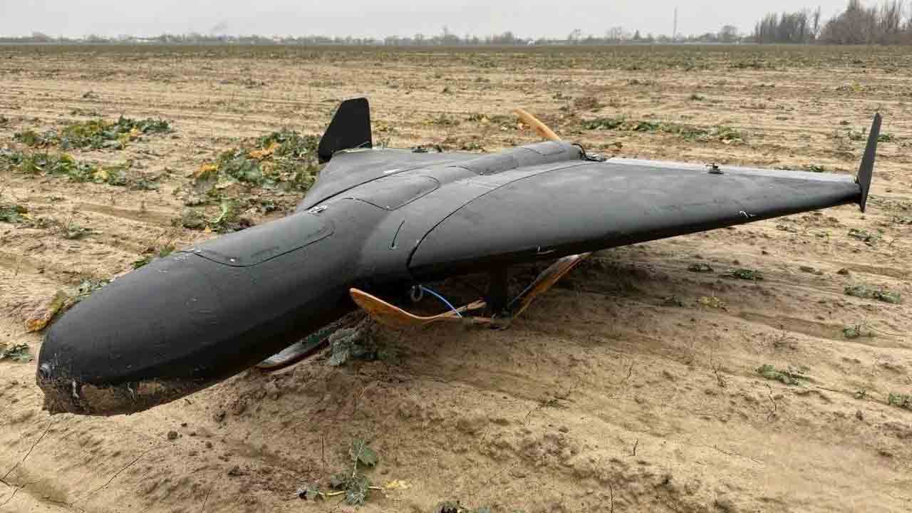 Ukraine begins production of new multi-purpose drone “Batyar” with 800 ...