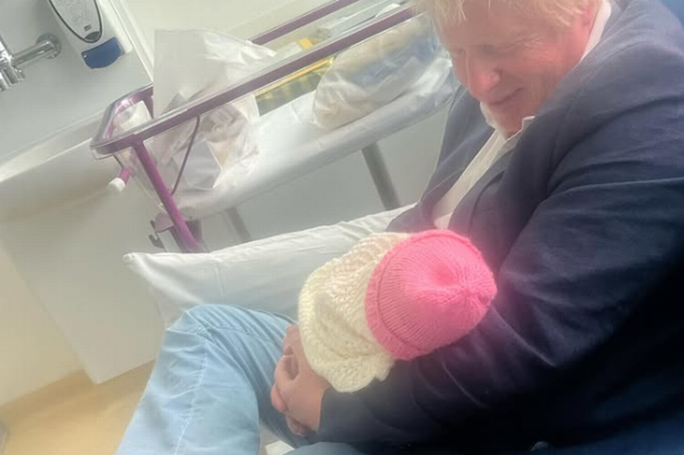 How many children does Boris Johnson have? Carrie Johnson announces ...