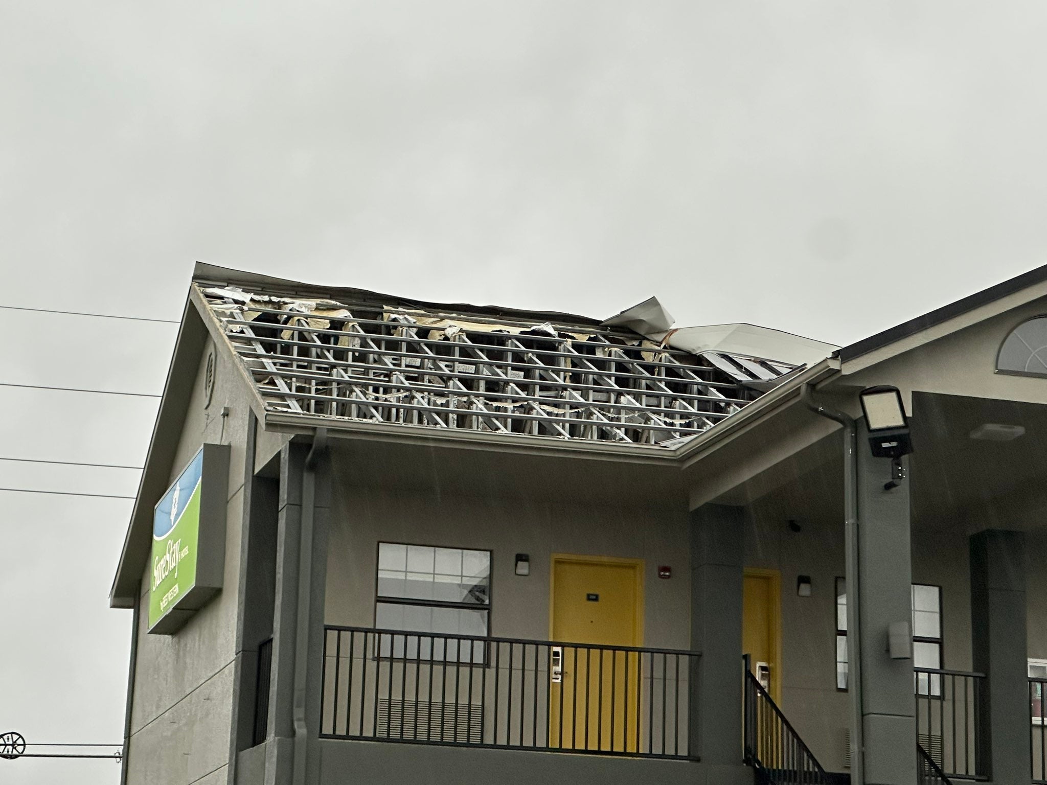 Buildings damaged, power knocked out as severe storms slam Plains over ...