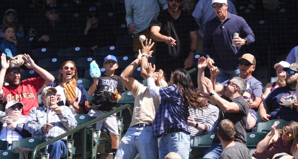 MLB team sued for poor performance