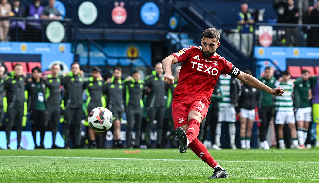 Aberdeen beat Celtic on penalties to lift the Scottish Cup