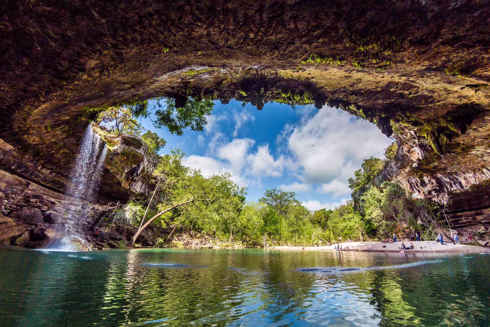 25 can't-miss road trip stops across the South this summer