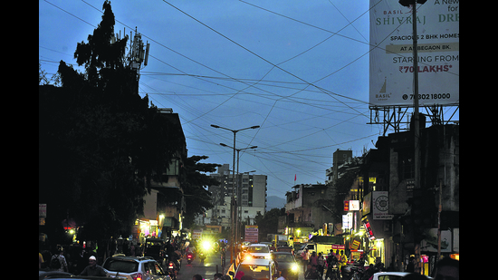 PMC cracks down on unauthorised overhead cables