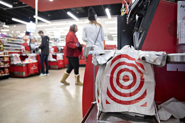 Panicking Target staff forced into worrying move after alarming sales slump