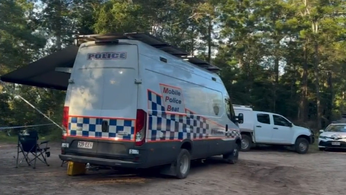 Search resumes for missing teenager in Queensland bush