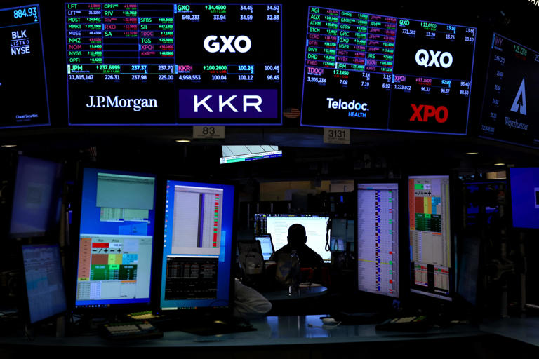 Is stock market closed today on Memorial Day 2025? What to know about ...