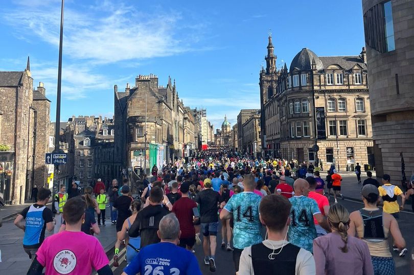 Edinburgh Half Marathon underway in windy conditions as city centre ...