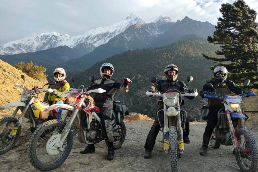The Ultimate Guide to ADV Group Rides: How to Stay Safe and Have Fun