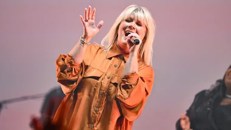 Who is Natalie Grant? Everything to know about Indy 500 national anthem ...
