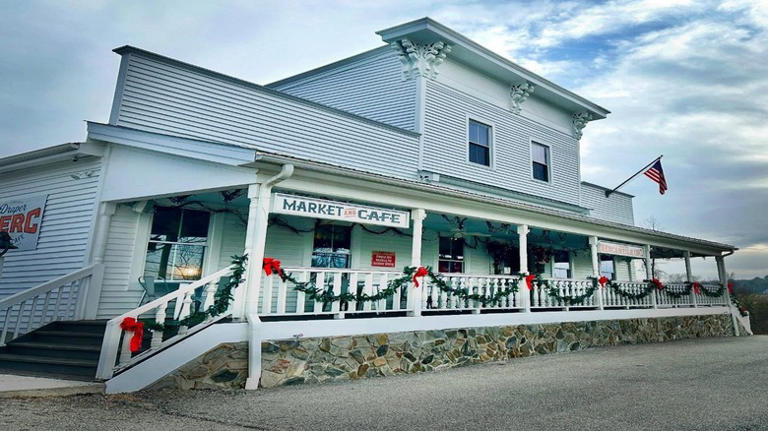 Virginia's Quaint Village Is A Timeless Escape With A Historic Trail ...