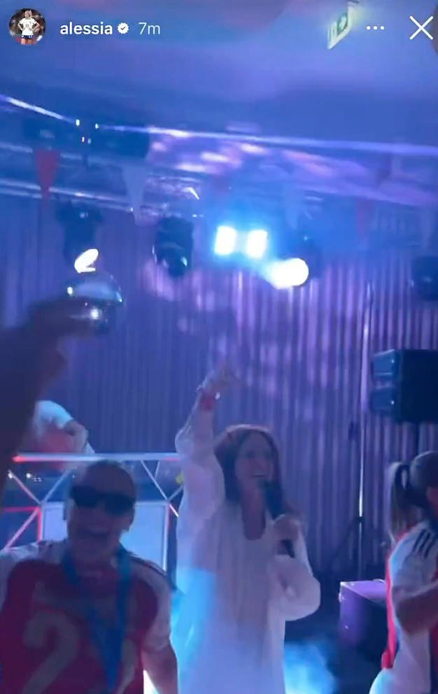 Arsenal Women celebrate Champions League win with popstar Jess Glynne