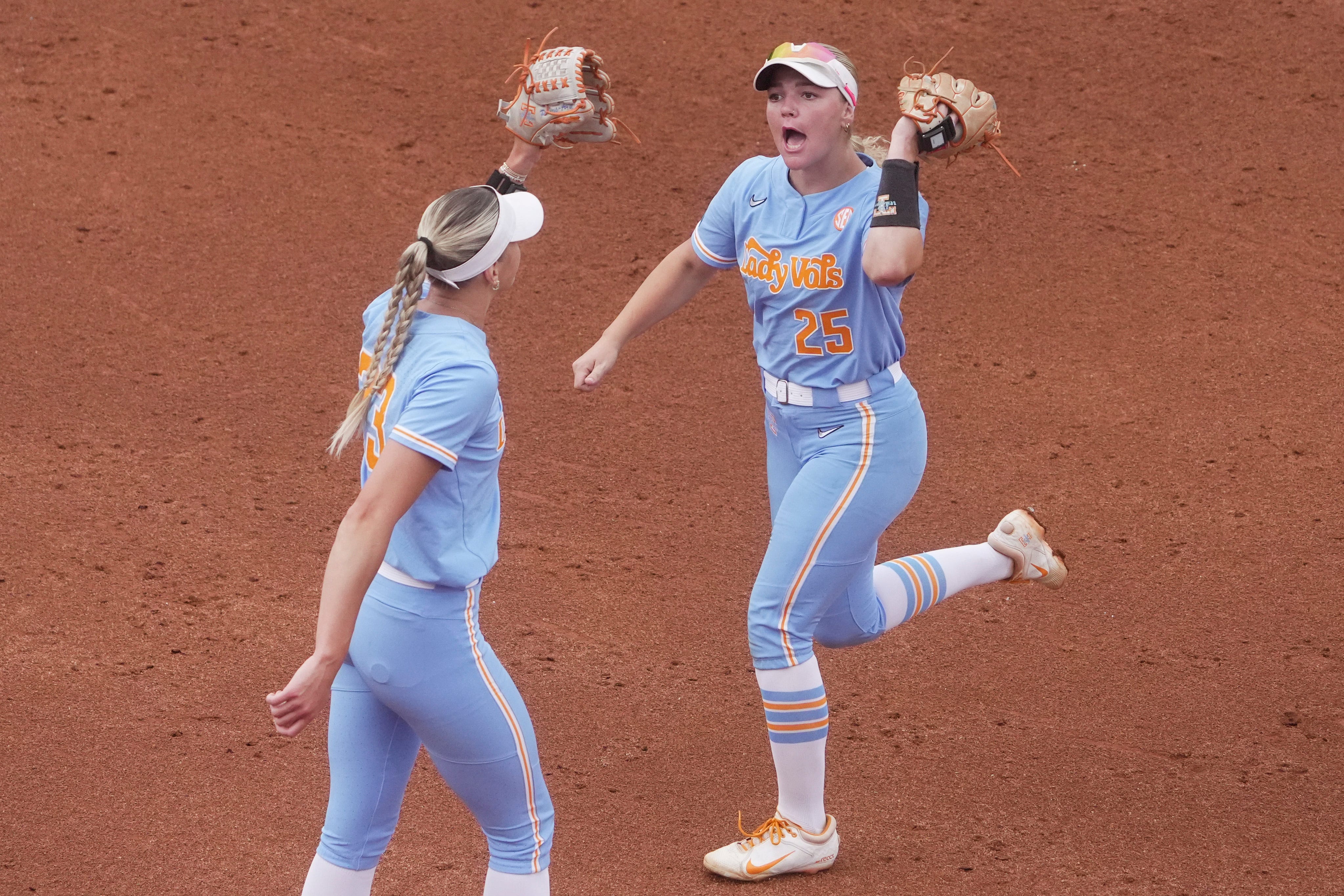 Tennessee softball SEC schedule in 2026 includes two WCWS teams