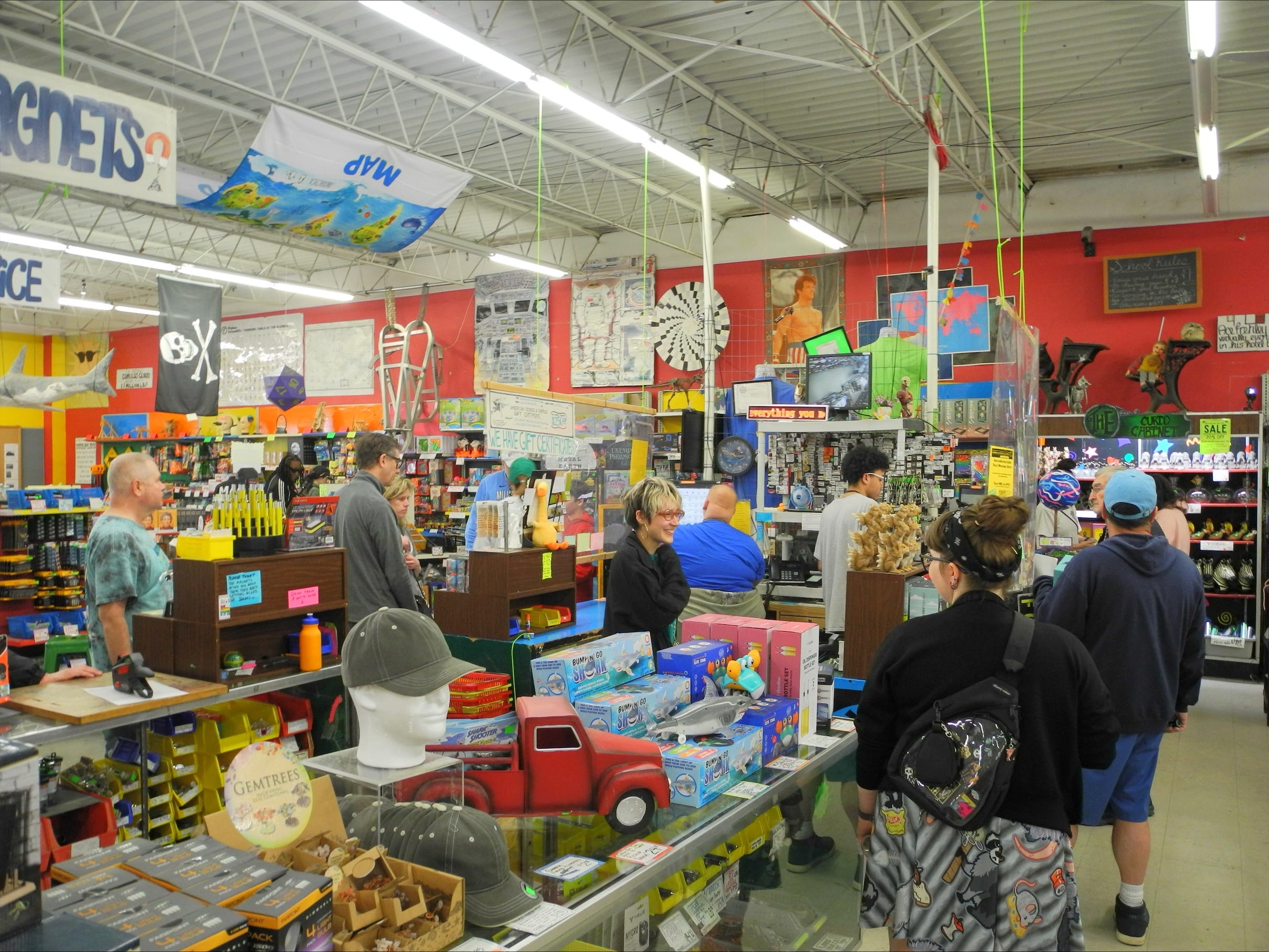 American Science & Surplus launches $125,000 GoFundMe to keep the store ...