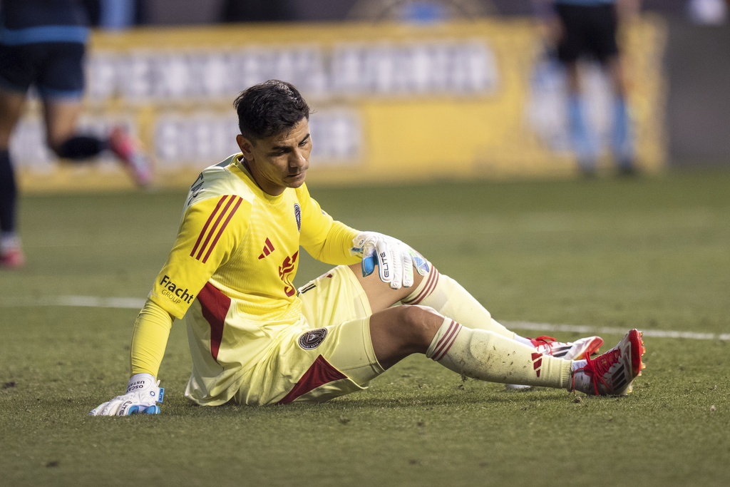 Messi's late free kick goal sparks Inter Miami to rally for a 3-3 tie ...