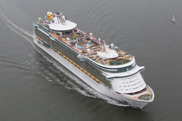 One of the UK's biggest cruise ships has been given a hygiene rating by ...