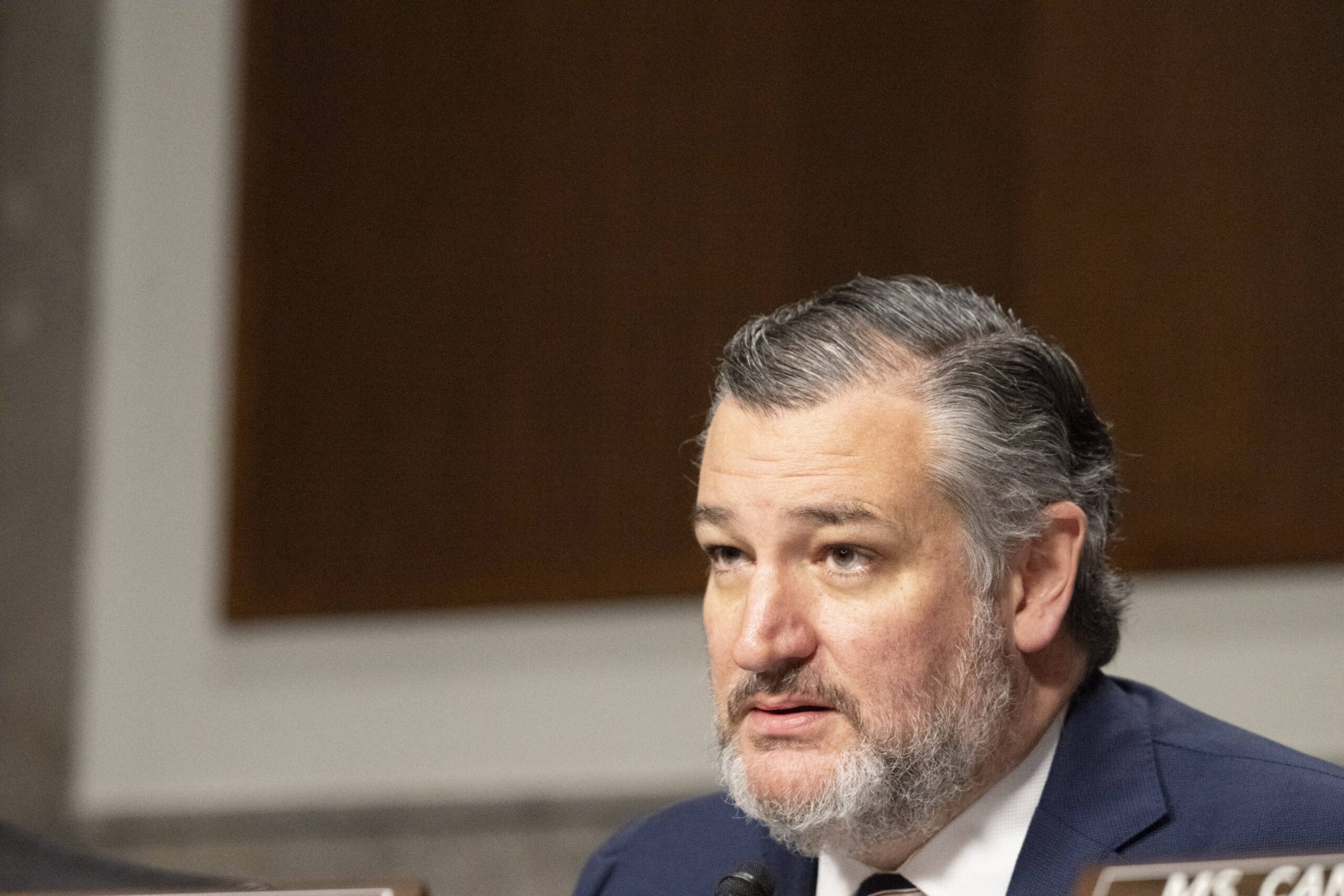 Unanimous Senate Vote Passes ‘No Tax on Tips Act’