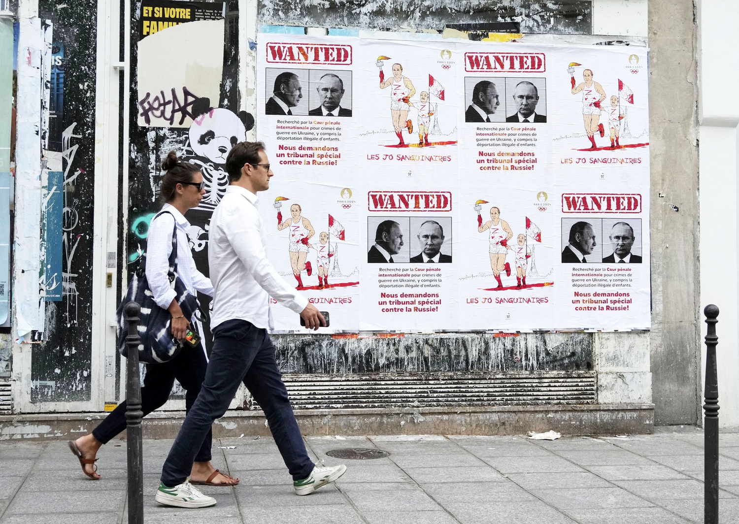 Total Decline: Russia Faces Financial Crisis