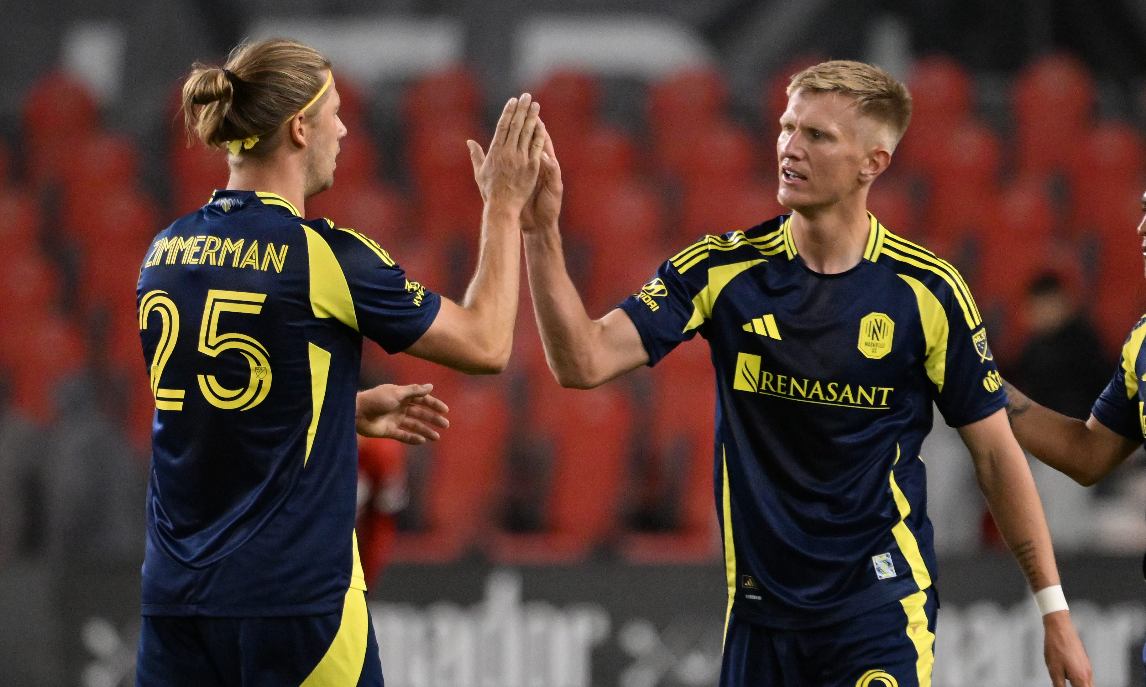 Sam Surridge scores twice as Nashville SC beats Toronto FC 2-1 on the road