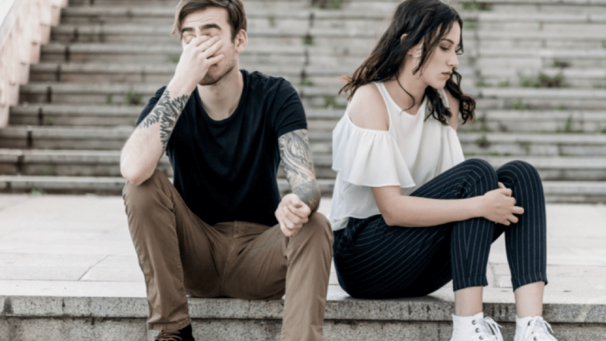 Don't Get Blindsided: Your Essential Guide to Spotting Relationship Red ...