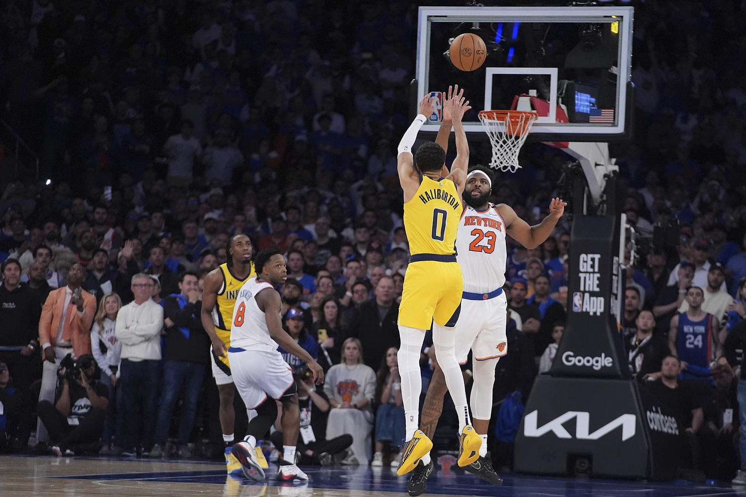 The Knicks-Pacers rivalry is back — and so are the iconic moments