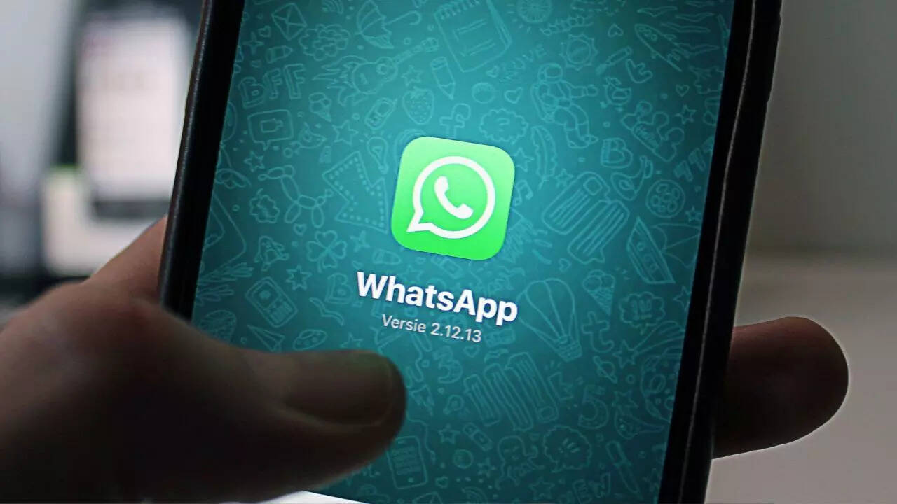 New WhatsApp scam alert! Now photos are being used to hack your phone ...