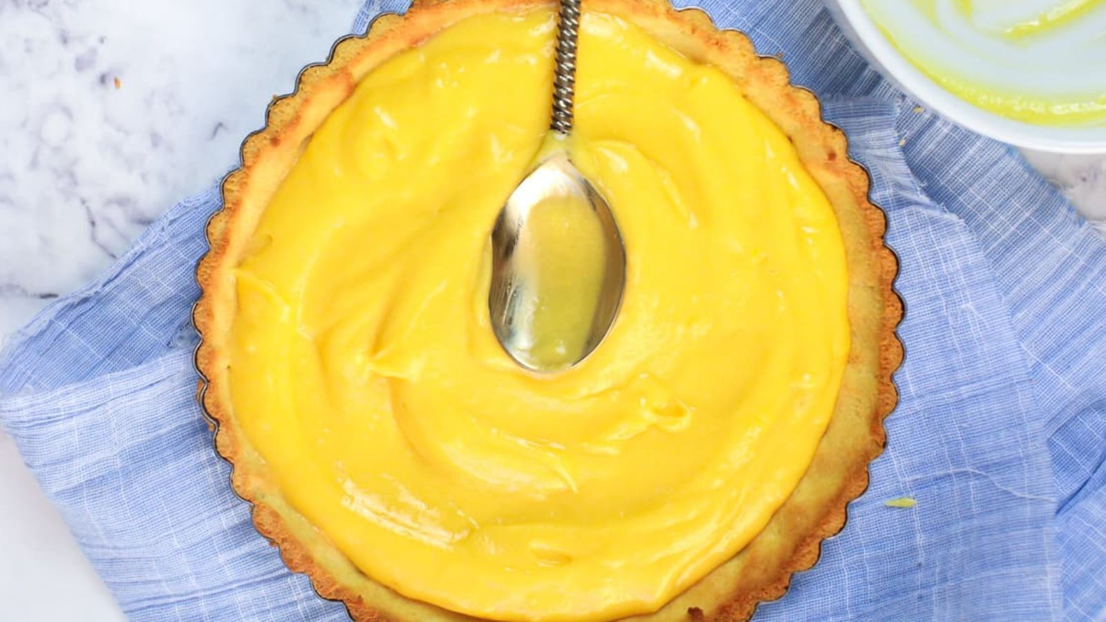 16 sweet and tangy lemon curd ideas you'll want on everything