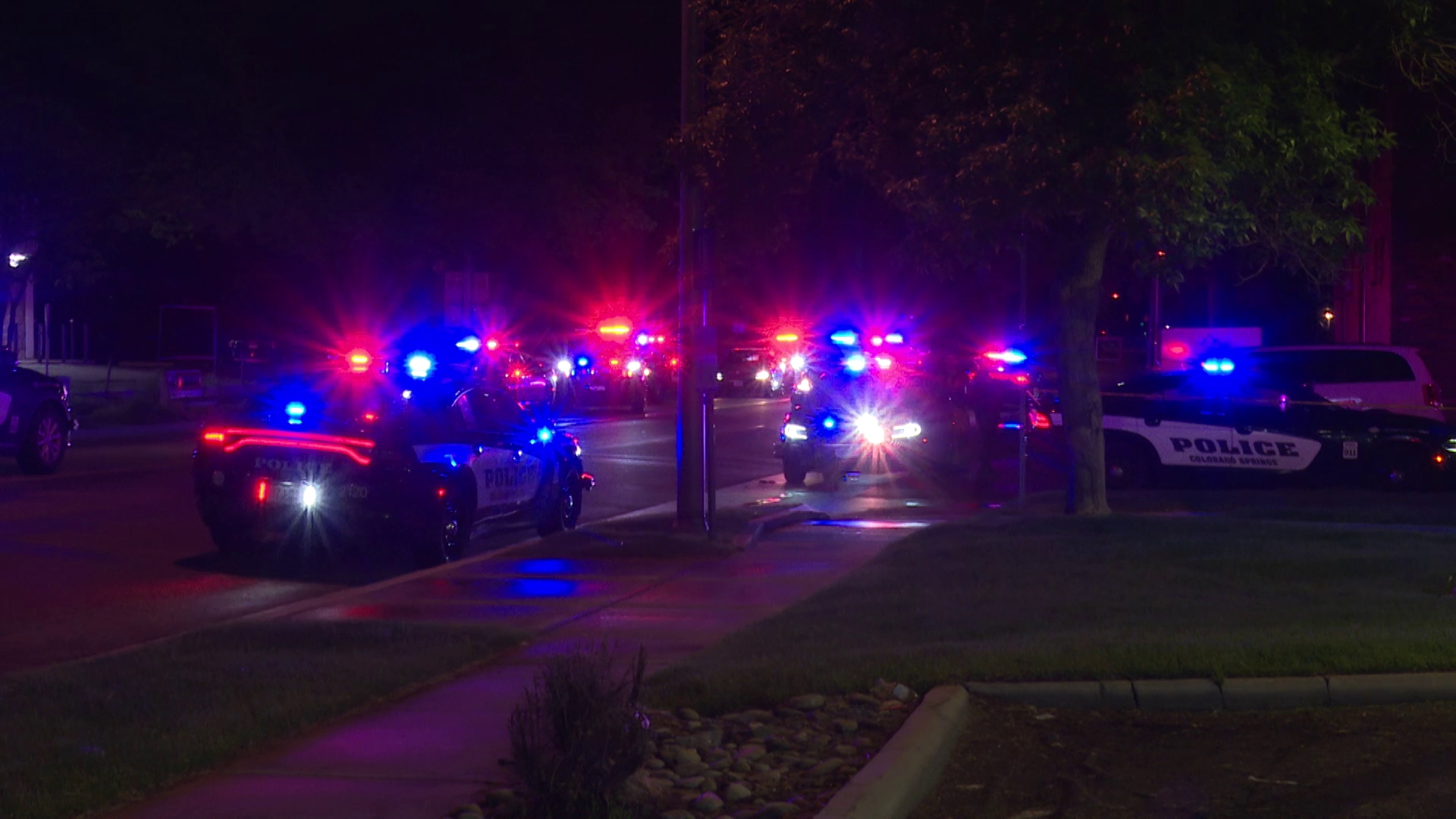 Latest headlines | 6 injured in shooting in Colorado Springs