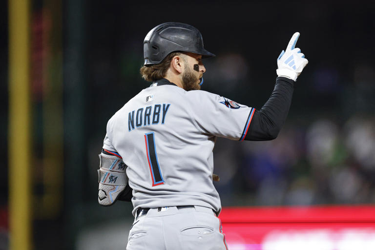 Norby’s Three-Run Blast Ends Angels’ Win Streak in Marlins’ 6-2 Victory