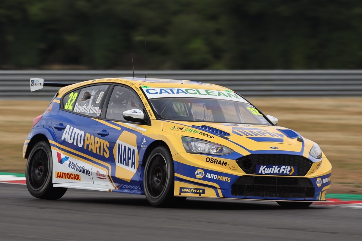 BTCC Croft: Rowbottom sees off Chilton in second race