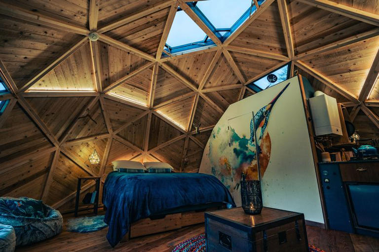 Serene getaway experience hidden on remote Devon lake