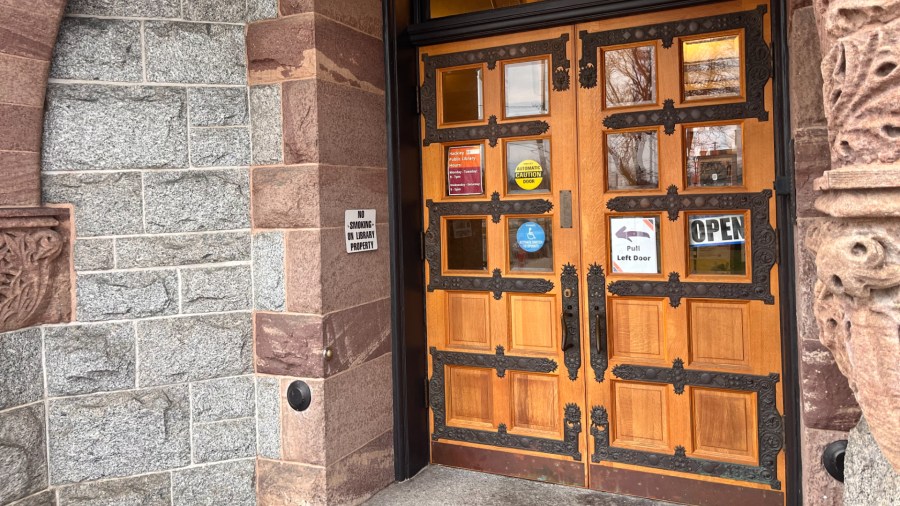 Hackley Library hosting free sensory program for babies and toddlers