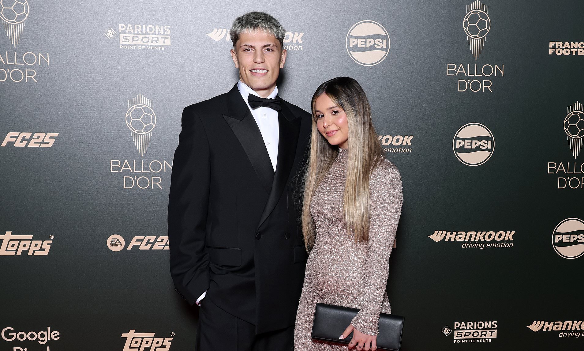 Alejandro Garnacho's partner appears to confirm Man United star's exit