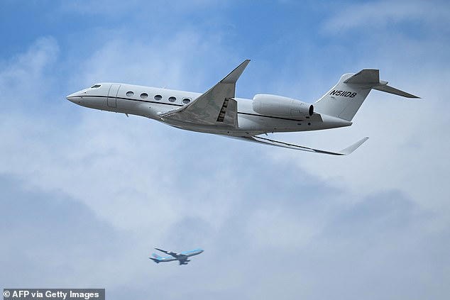 New York's super rich are using private jets like taxis as trips to ...