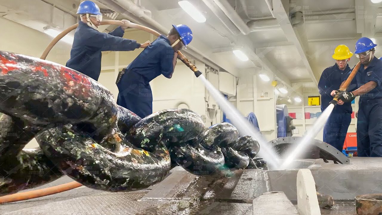 US Sailors Perform Extreme Cleaning On Gigantic Aircraft Carrier Anchor ...