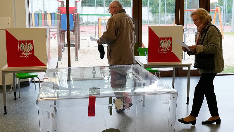 Προεδρικές εκλογές στην Πολωνία: Ντέρμπι για γερά νεύρα δείχνουν οι ...