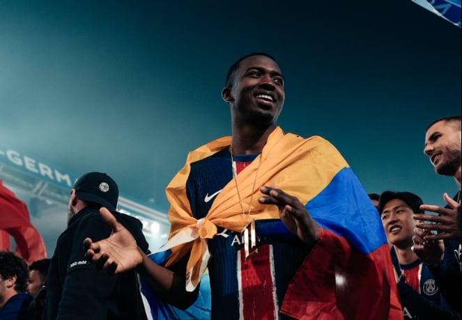 El emotivo recuerdo de Willian Pacho a su madre tras ganar título con el PSG