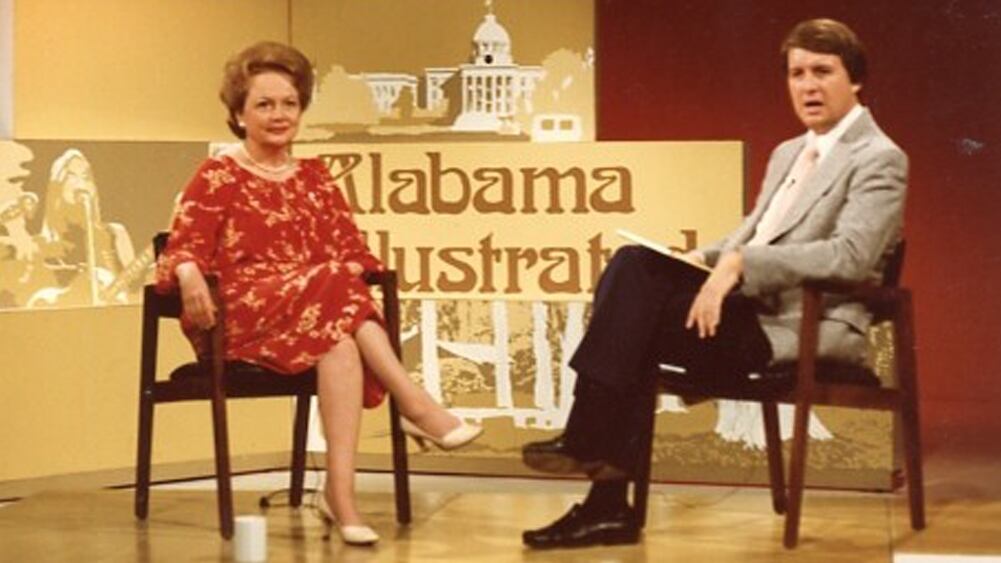 Longtime former WSFA news anchor Bob Howell has died