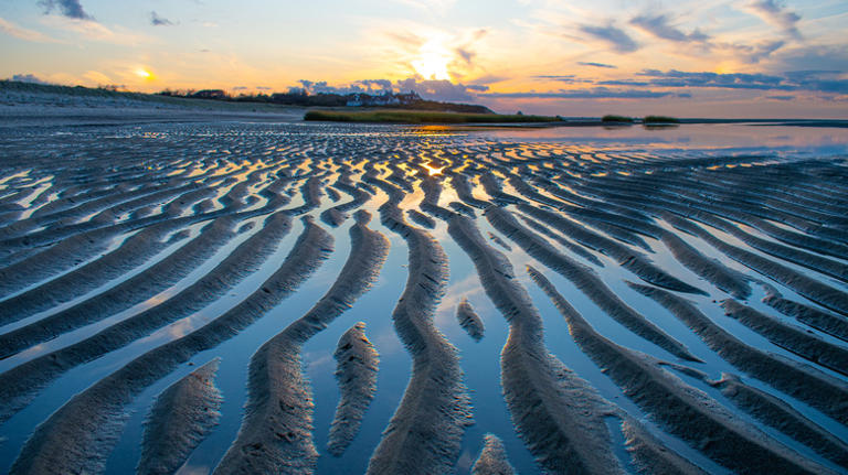 The Cape Cod Beach Town With A Secret Phenomenon That Lets Visitors ...