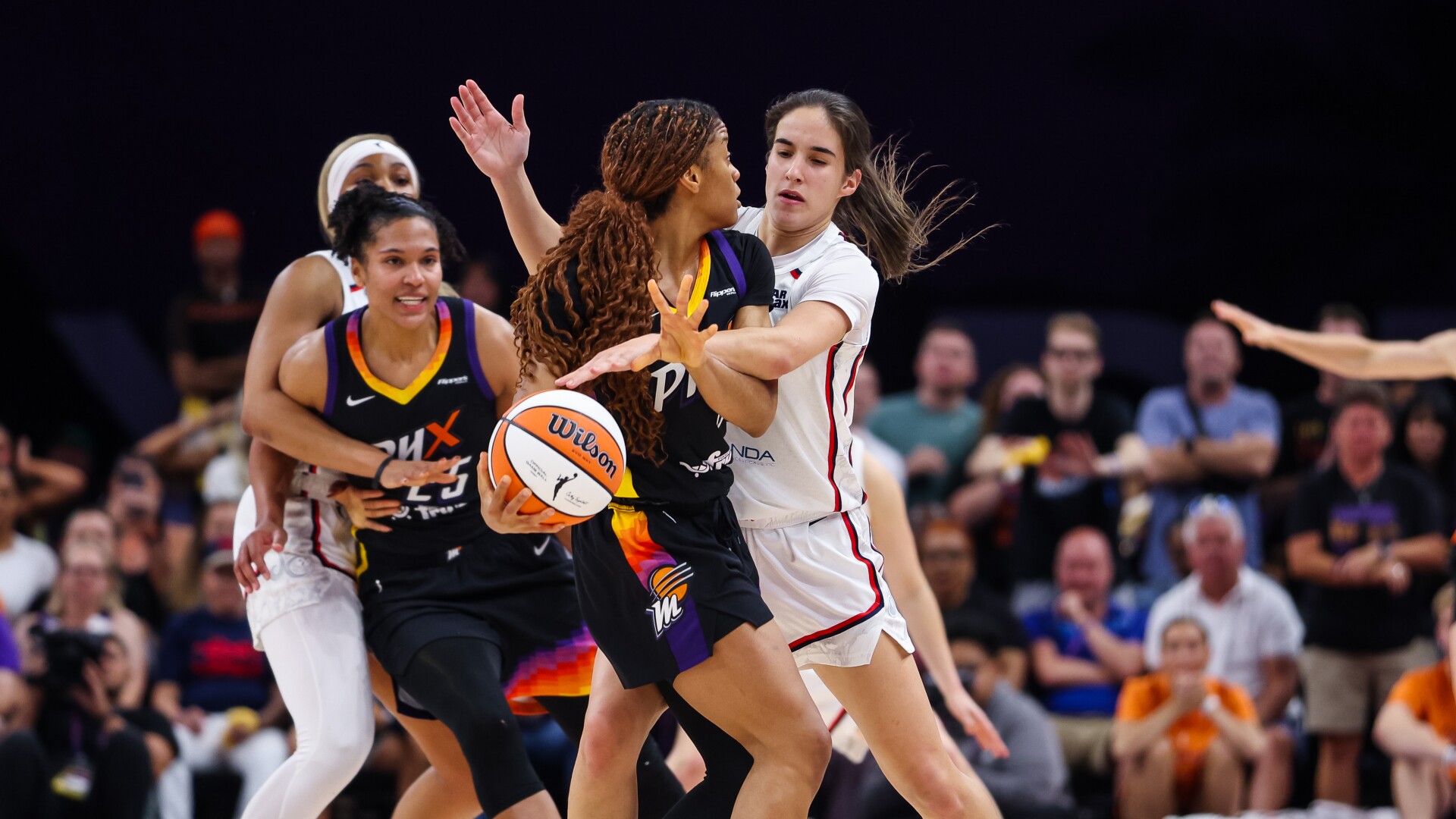 Monique Akoa Makani hits key 3-pointer and Phoenix Mercury top ...