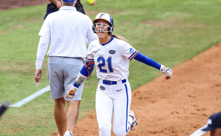 Florida returns to WCWS for 13th time after 5-2 win over Georgia