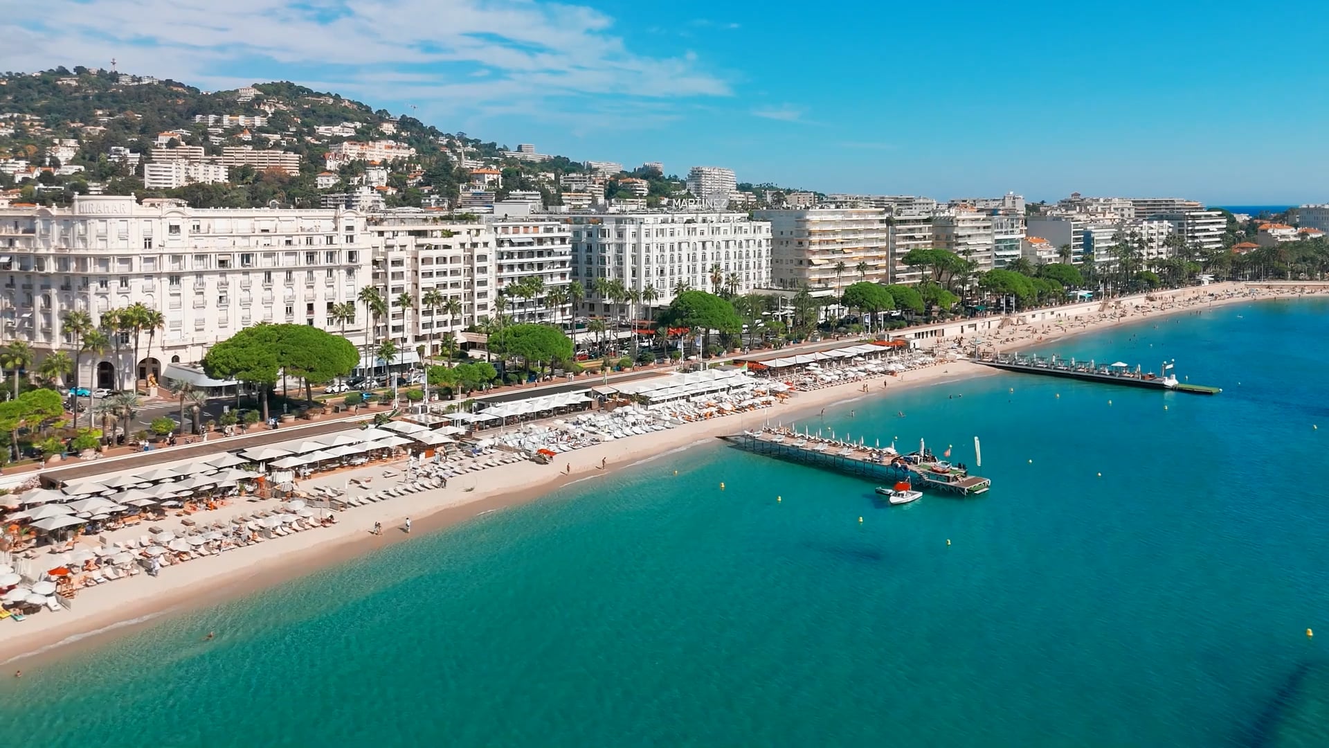 Η οπτική γωνία του drone: Η ιστορική και κινηματογραφική ομορφιά των Καννών