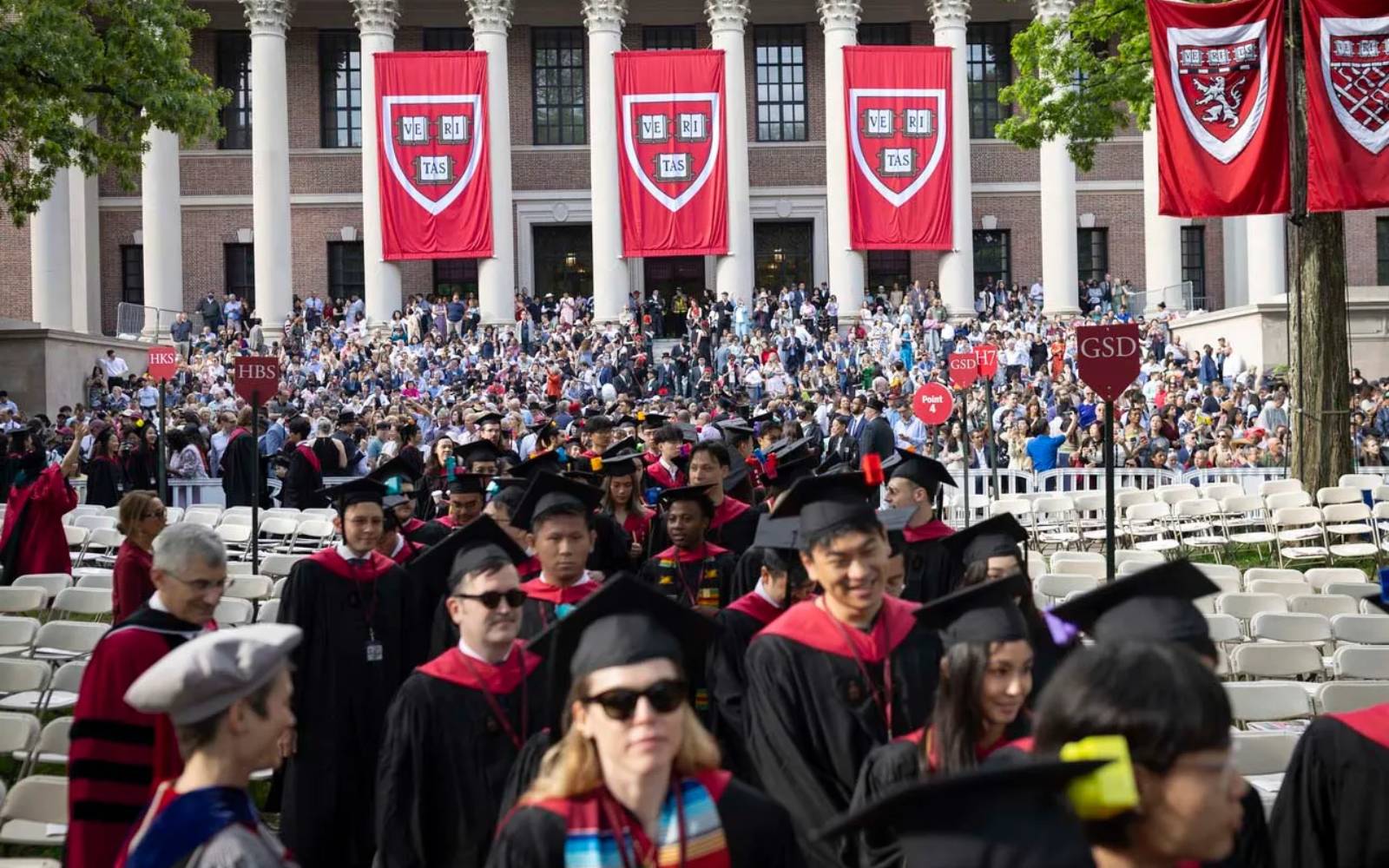 Trump signs proclamation to suspend student visas at Harvard