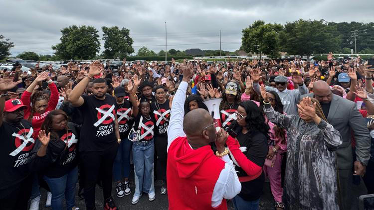Pastor leads prayer and boycott outside Conyers Target on anniversary ...