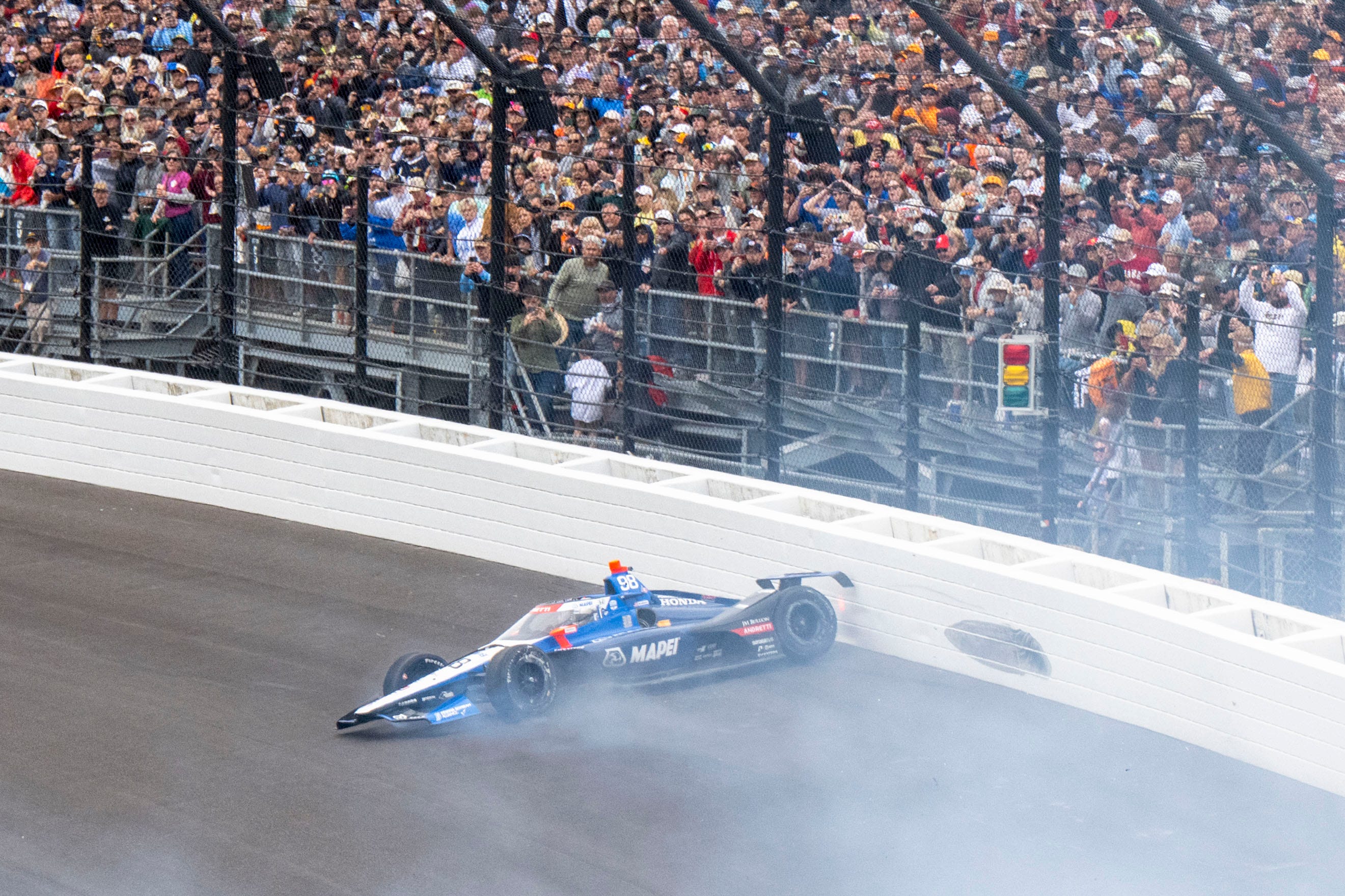 Crashes at the 2025 Indianapolis 500: Kyle Larson, Scott McLaughlin ...
