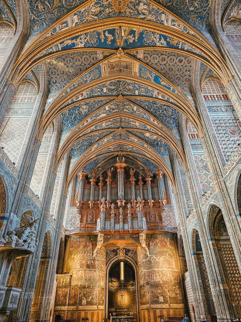 15 Gorgeous French Churches That Are Masterpieces of Architecture and Art