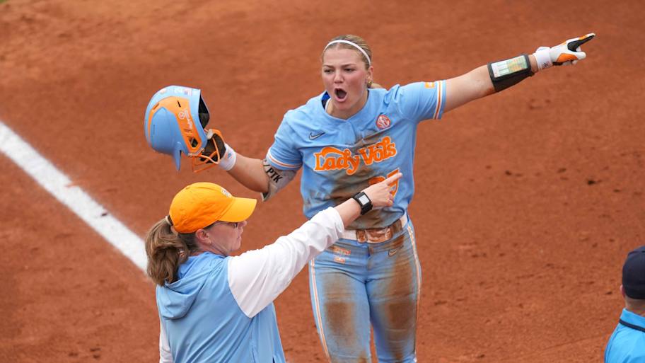 Tennessee Outlasts Nebraska Softball to Win the Knoxville Super Regional