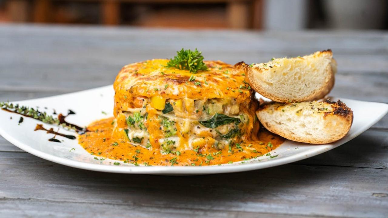 14 Mexican restaurant favorites that aren't actually Mexican