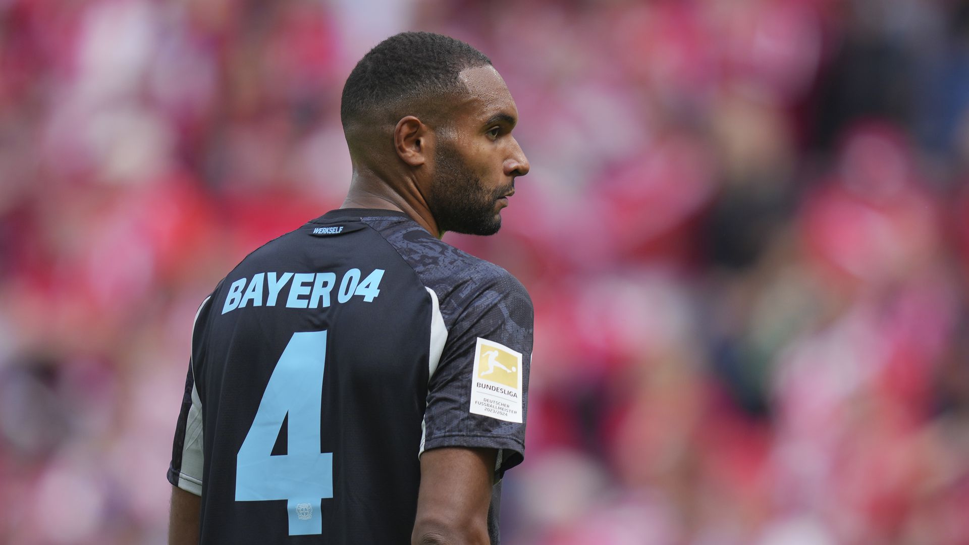 Report: Bayern Munich contemplating paying for Jonathan Tah to arrive early