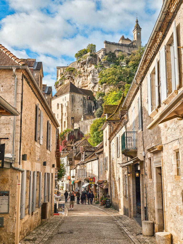 15 Gorgeous French Churches That Are Masterpieces of Architecture and Art
