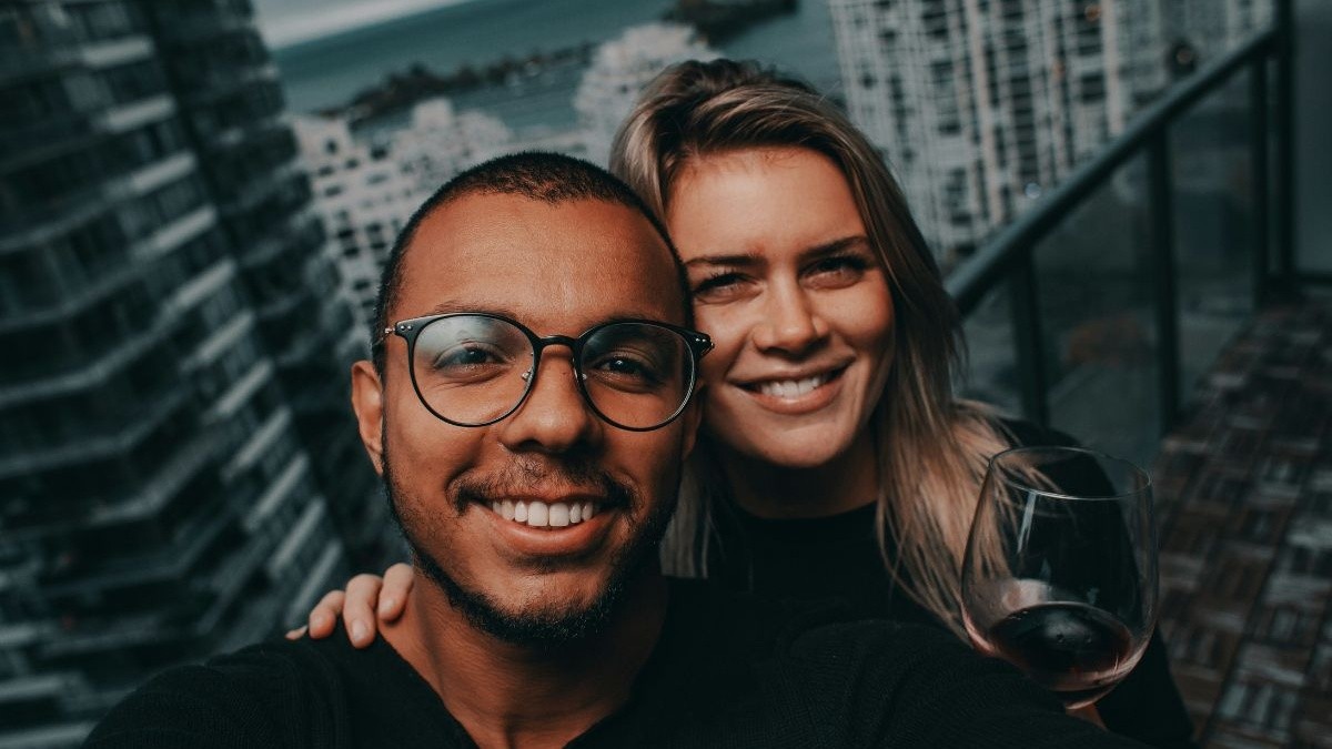 What Does Financial Infidelity Mean and How Does It Affect My Marriage?